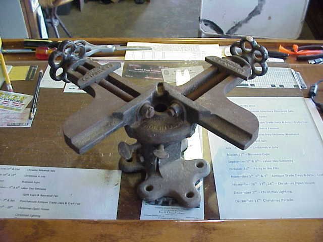 Vintage Stanley #400 Picture Frame Vice,
