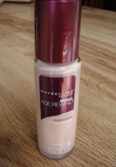 Maybelline Instant Age Rewind Foundation - Porcelain Ivory