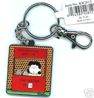 PEANUTS LUCY The Doctor Is IN KEYCHAIN psych booth