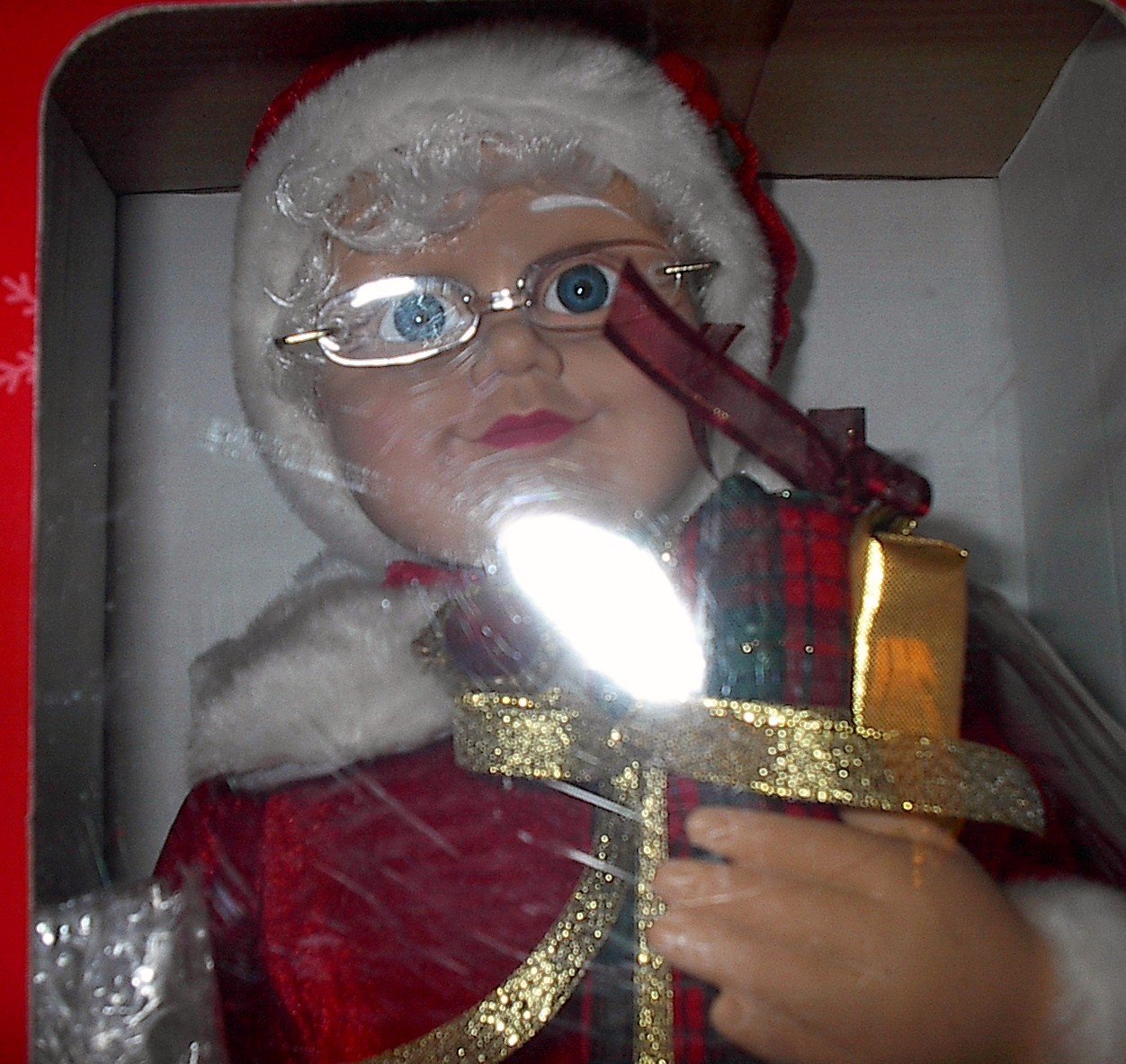 24 Inch Animated Illuminated Santa and Mrs. Claus Set