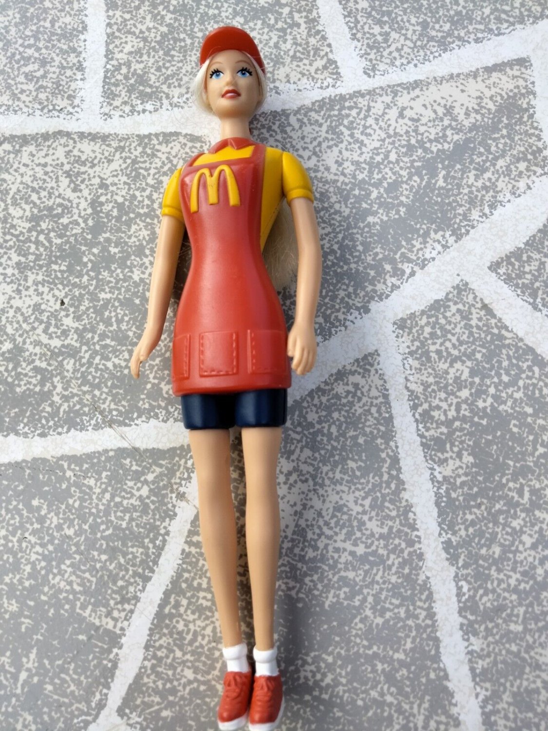 2001 McDonald's Employee Fun Time Barbie Doll Toy 5" Figure Mattel