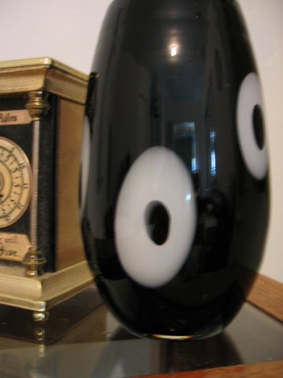 BLACK WHITE SPOTS GLASS VASE flower arrangement pot HANDBLOWN ART DECOR ...