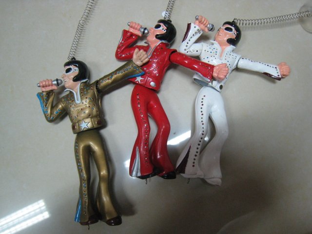 WHITE - CAR DANCING ELVIS PRESLEY KING FIGURINE CARTOON TOY GIFT ...