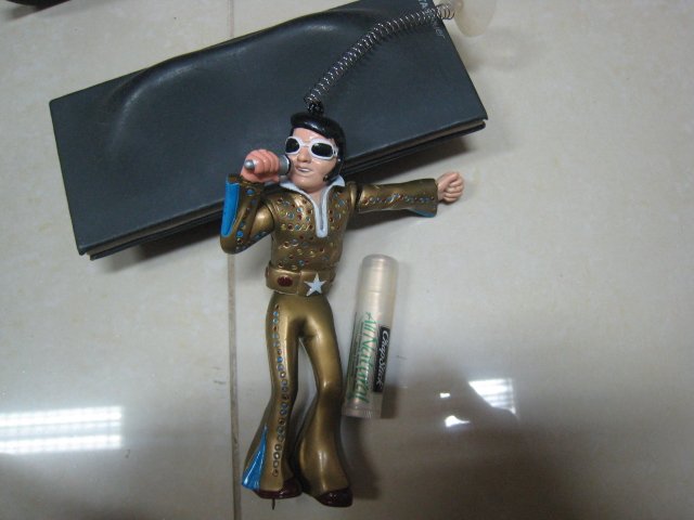 GOLD - CAR DANCING ELVIS PRESLEY KING FIGURINE CARTOON TOY GIFT ...