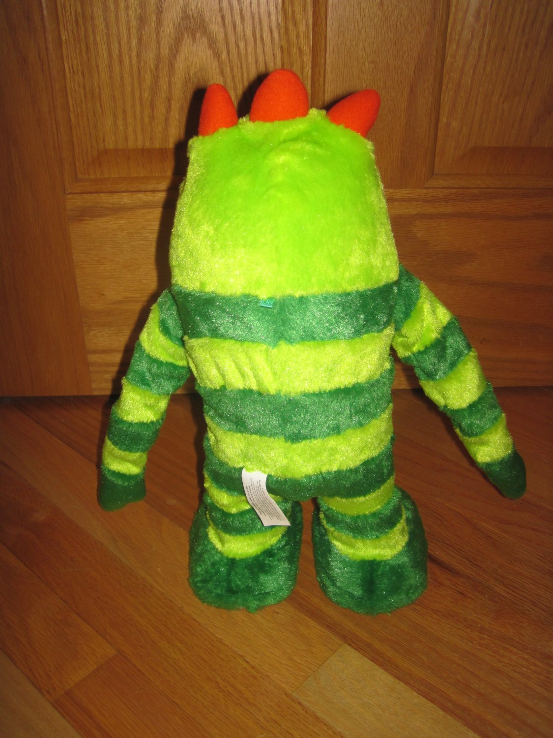 Yo Gabba Gabba Dance Time Brobee Dancing Singing Moving Toy