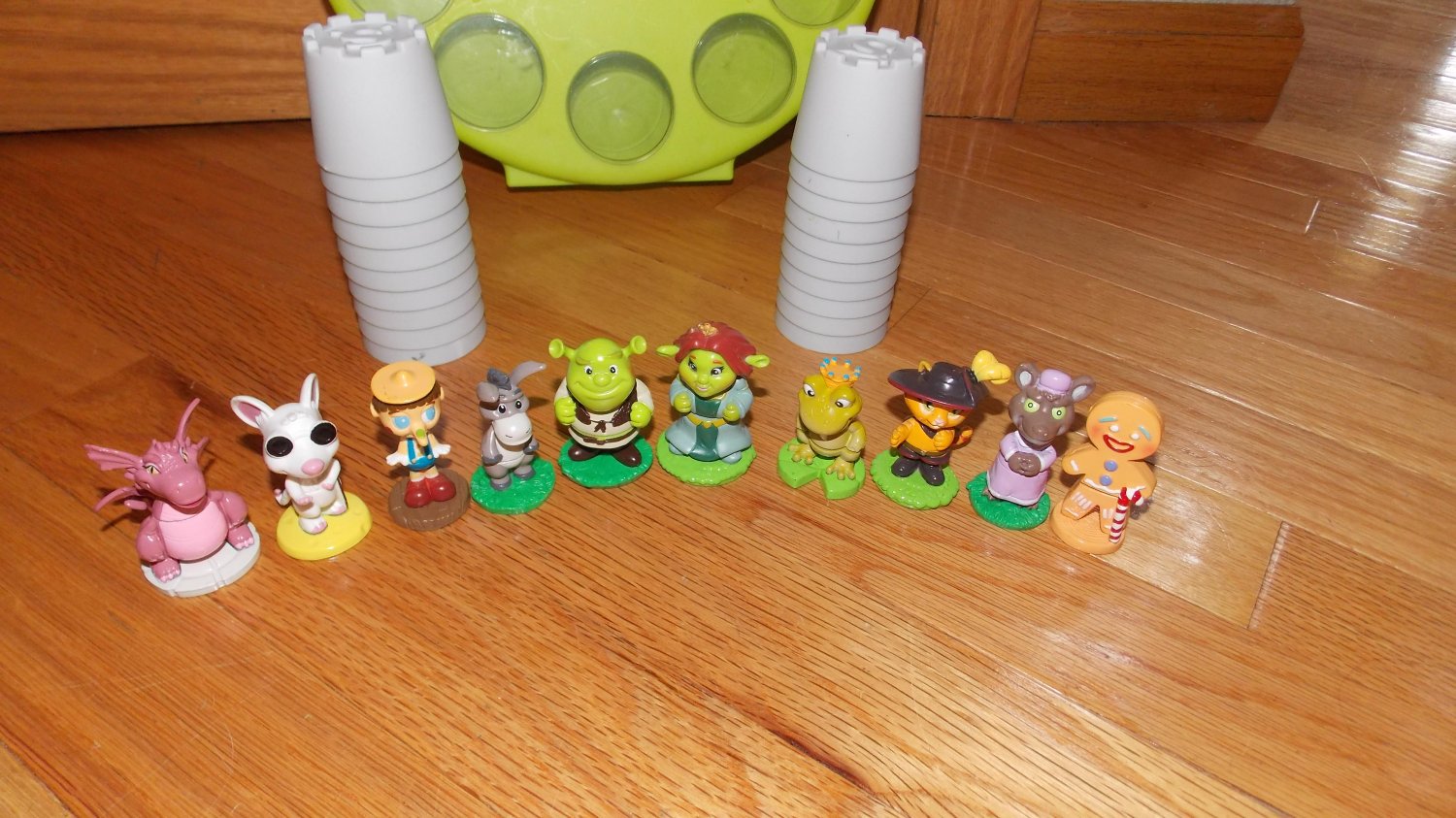 Dreamworks Shrek 3D Memory Match Up Game & Green Case Autism Therapy ...