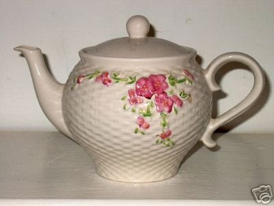 Teleflora Tea Pot White with Flowers I15