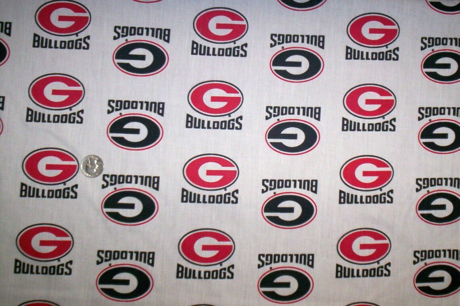 Georgia Bulldogs FABRIC 16 1/2" L x 18 1/2 W University NCAA Football