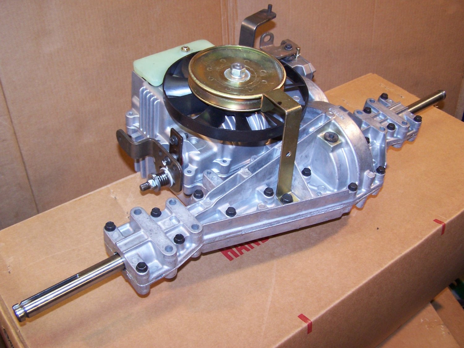 New PEERLESS LTH 2000-006A Hydrostatic Transaxle - Fits Sears ...