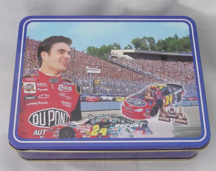 Jeff Gordon #24 Knife & Pocket Watch in Collectible Tin