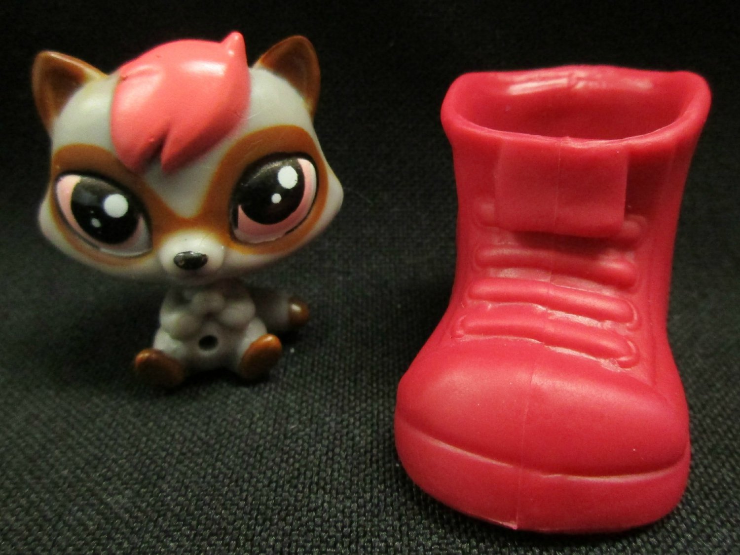 Littlest Pet Shop Raccoon Mini LPS Toy Collectible Figure & Hideaway Shoe