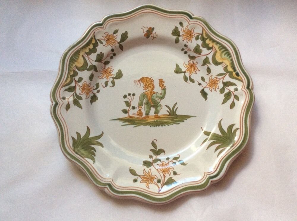 Antique Vintage French Faience "Grotesque" Moustiers Plate, ff405