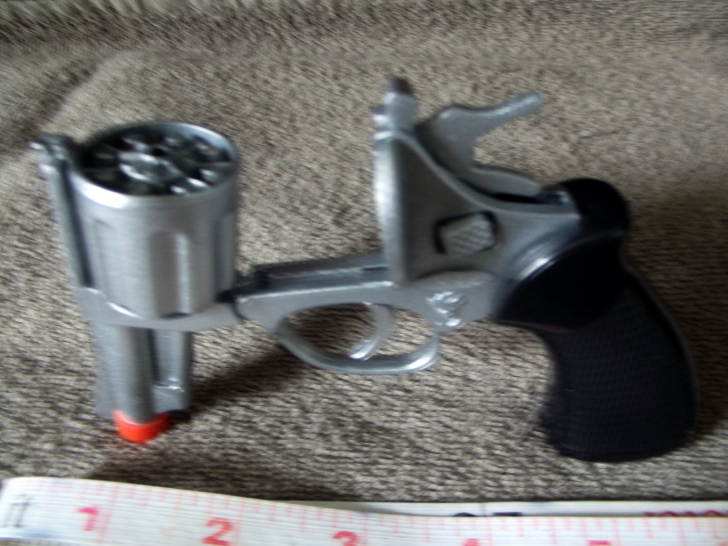 NEW ! Metal,Magnum 8-Shot Pistol-Cap Gun Toy( Looks Real )