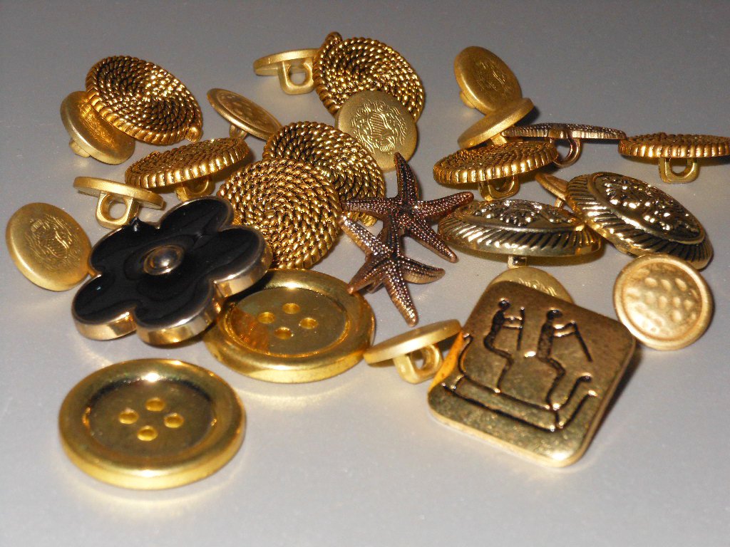 Fancy Gold Tone Buttons Shank Flat Decoration Sewing Crafts Large ...