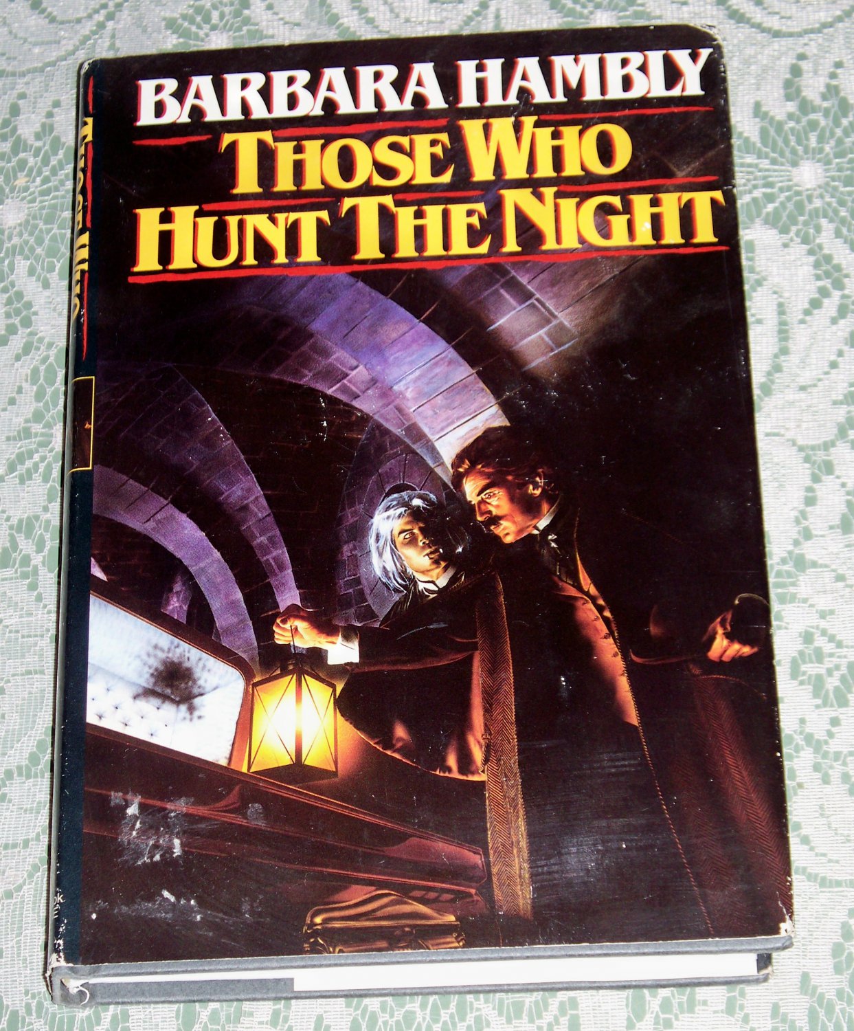 Those Who Hunt The Night by Barbara Hambly, Book Club Edition