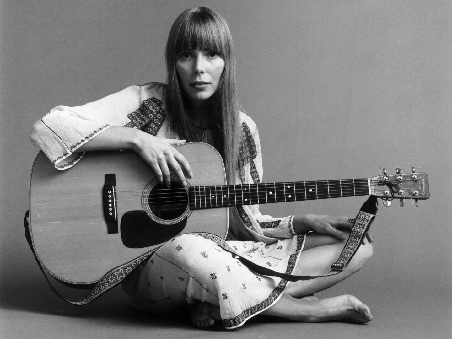 Joni Mitchell Style A Poster 13x19