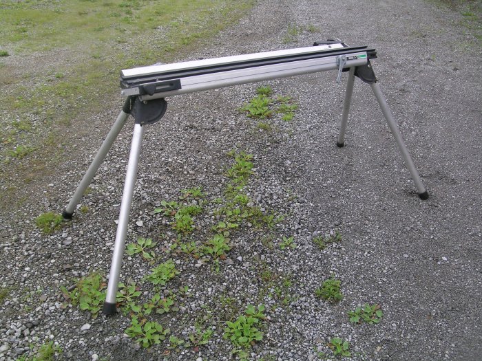 HITACHI - UNIVERSAL WORKSTATION - MODEL BL-14040