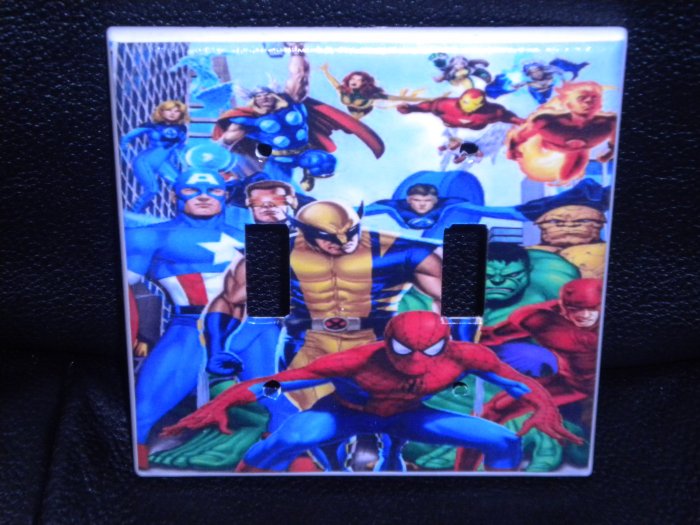 MARVEL SUPER HEROES DOUBLE LIGHT SWITCH COVER Cool!