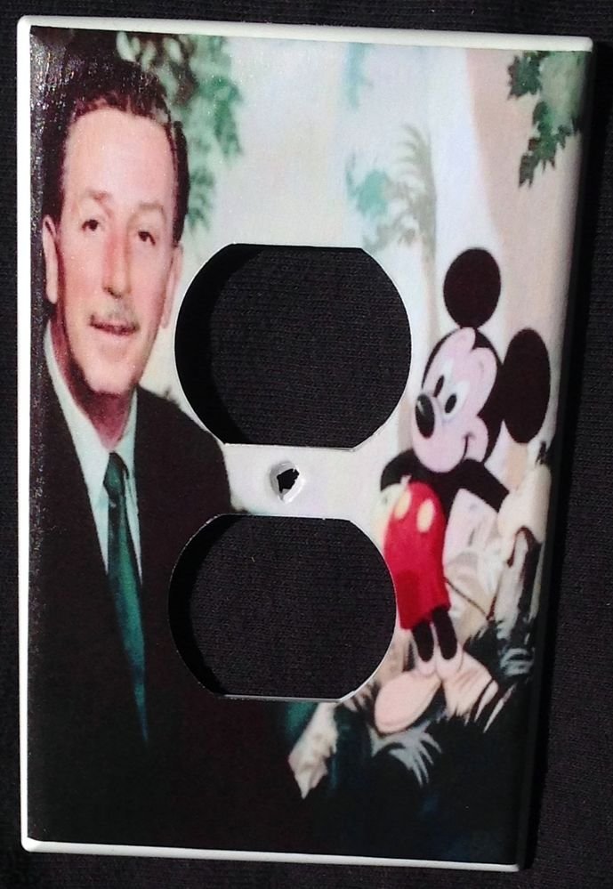 Disney Classic MICKEY MOUSE & Walt Disney Outlet COVER Outlet plate cover