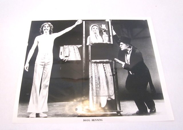 DOUG HENNING BROADWAY PROMOTIONAL PHOTO / Magic