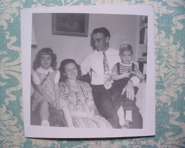 1940s PHOTO of STINES FAMILY Cute Boy Girl Husband Wife