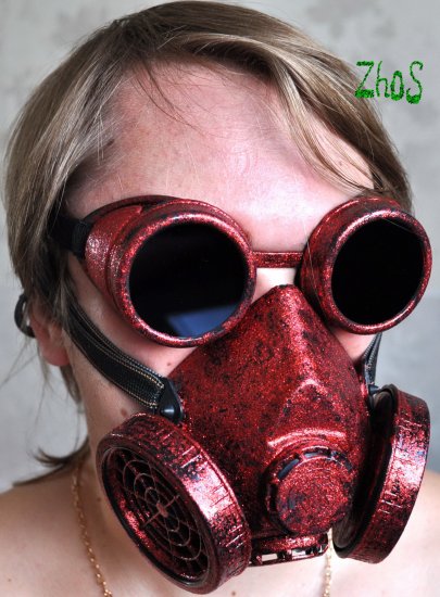 RED Sheen Cyber Mask Cyber Goth Respirator Gas Mask and Steampunk Cyber ...