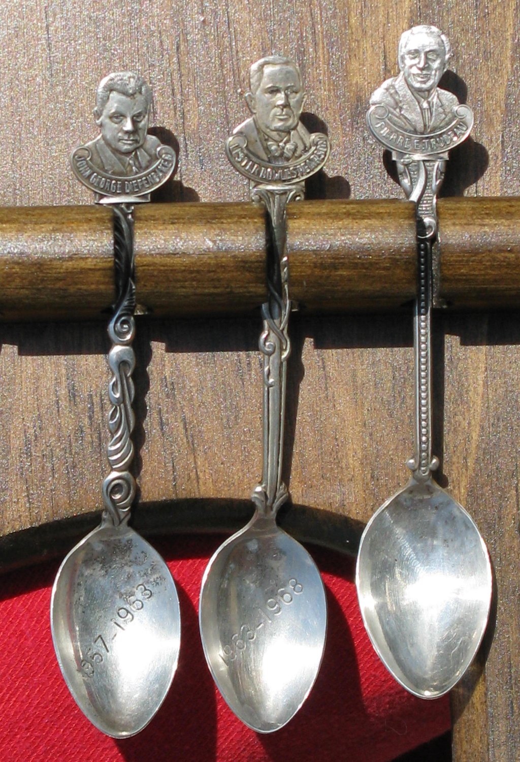 Vintage Canadian Prime Ministers Collector Spoon Set & Maple Leaf Spoon ...