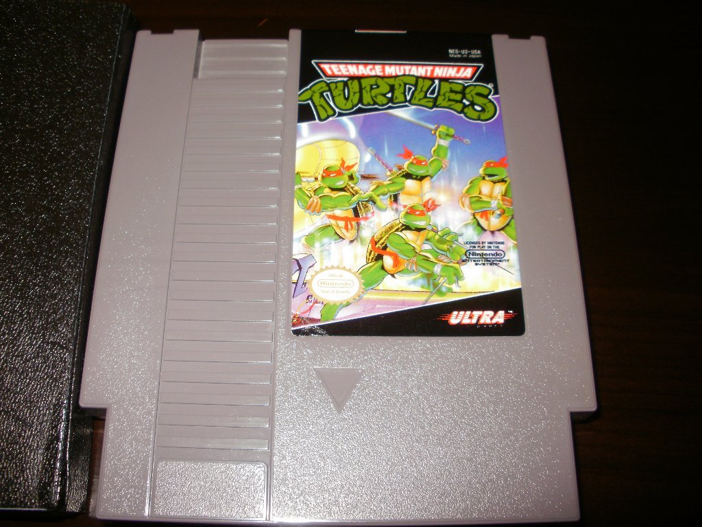 Teenage Mutant Ninja Turtles - Nintendo NES - With Cartridge Sleeve