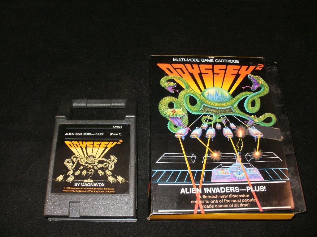 Alien Invaders Plus - Magnavox Odyssey 2 - With Box