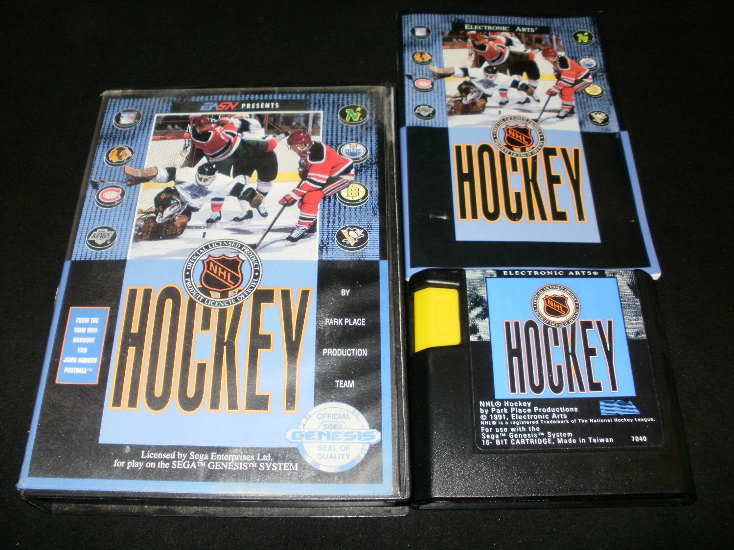 NHL Hockey - Sega Genesis - Complete CIB - EASN Cover