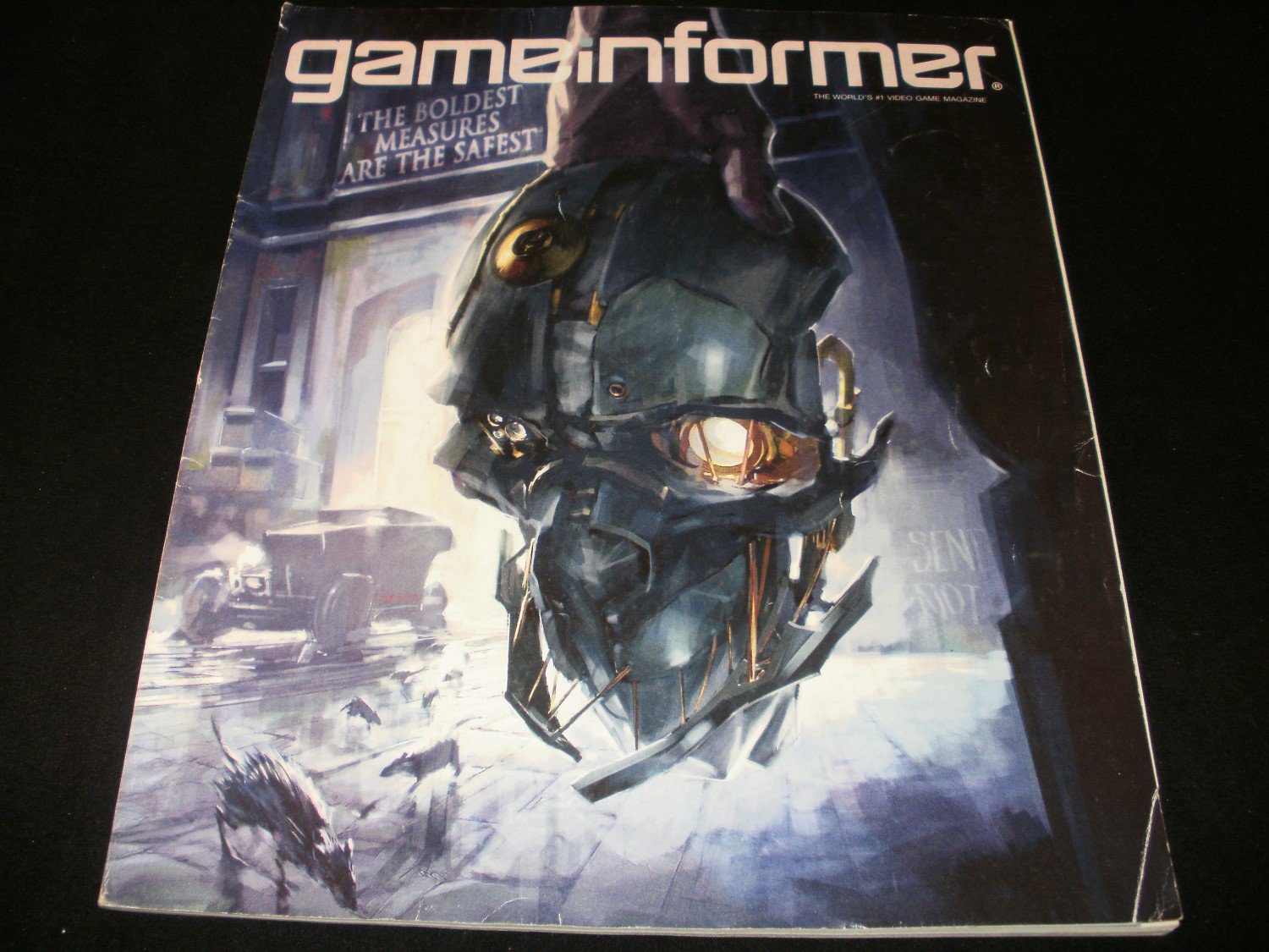 Game Informer Magazine - August 2011 - Issue 220 - Dishonored