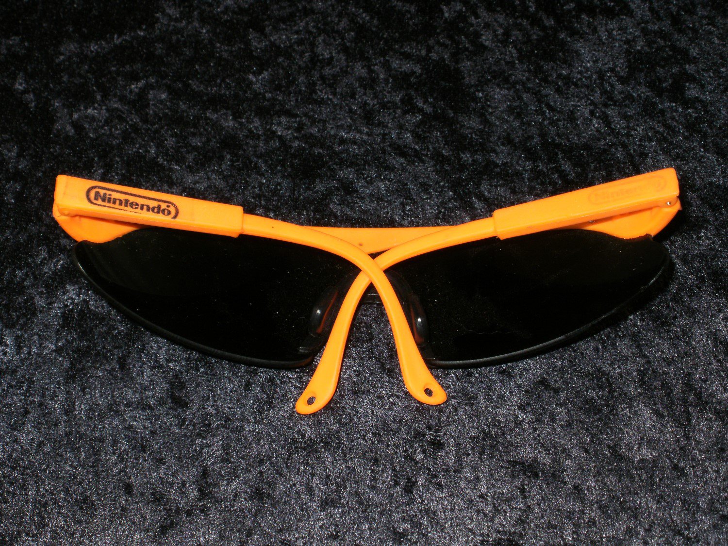 Nintendo Action Shield Sunglasss - Officially Licensed Product - 1989 ...