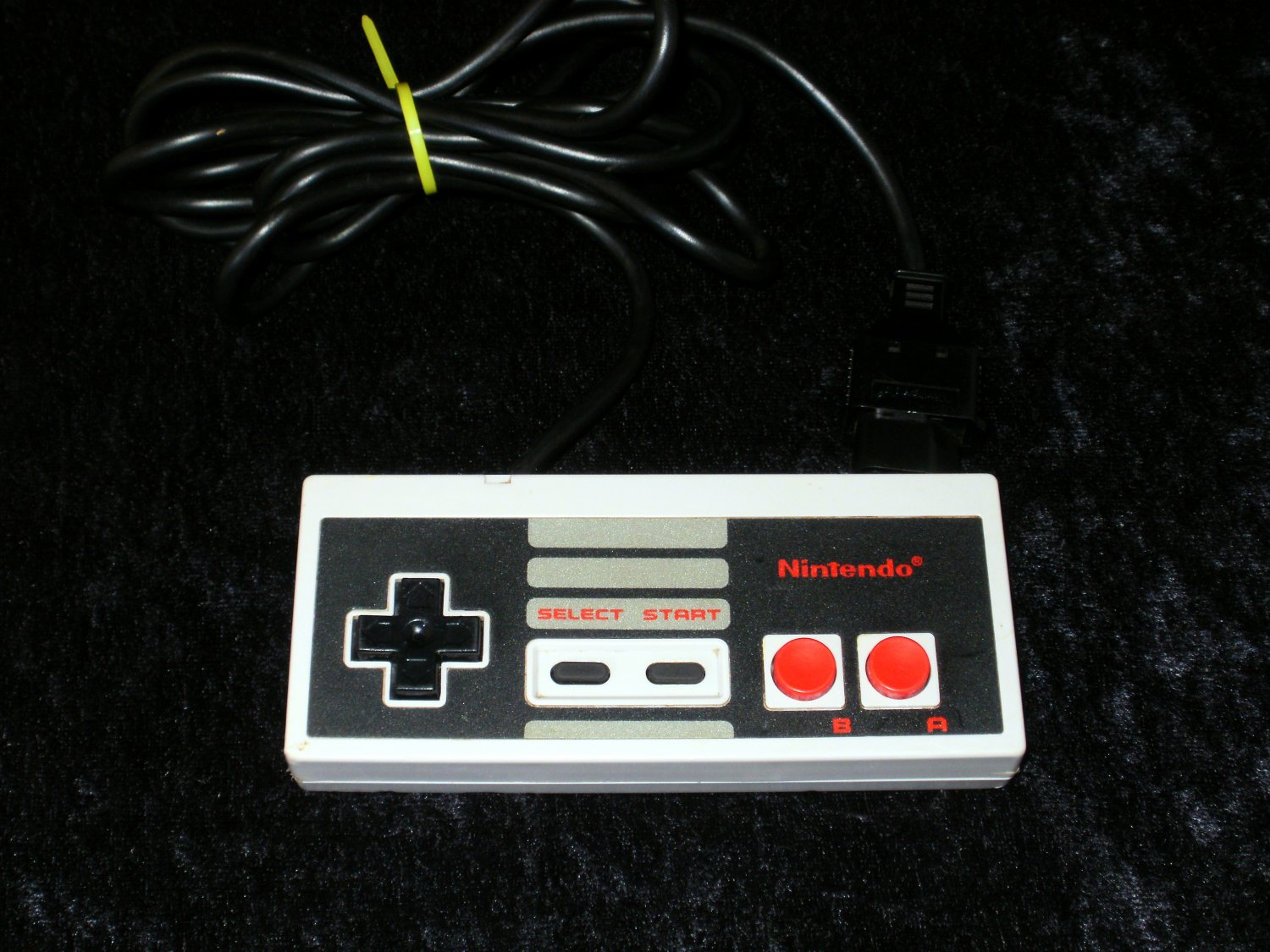 NES Controller - Official NES-004 Model