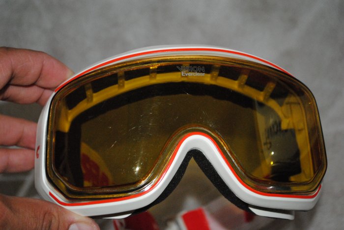 BELL MOTO 5 RACING HELMET WITH GOGGLES