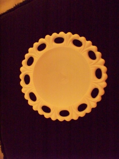 INDIANA MILK GLASS:LORRAINE LACE EDGE-PATTERN