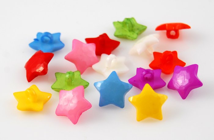 16 Star Shaped Buttons for Sewing - Assorted Colors