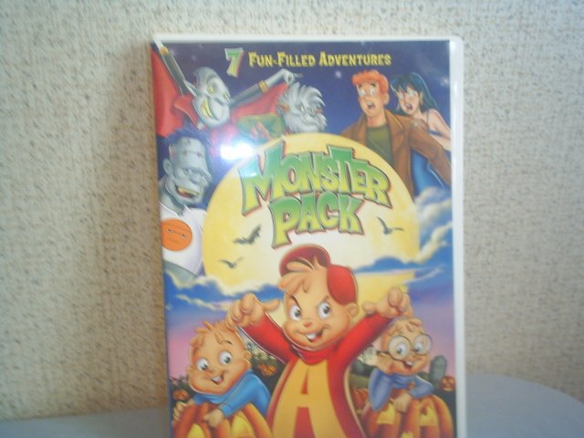 MONSTER PACK dvd 3 halloween movies plus 4 spooky Archie episodes!