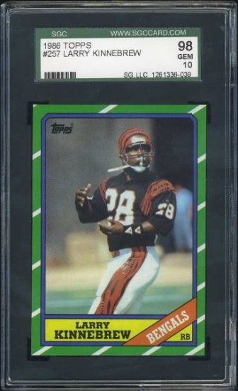 1986 Topps #257 Larry Kinnebrew Card SGC 98 Bengals