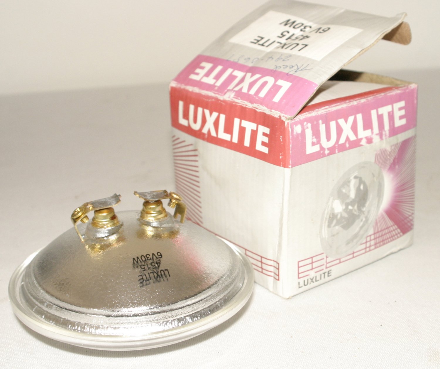 luxlite 4515 Pinspot Spotlamp 30W 6V PAR36 Sealed Beam Pin Spot Lamp ...