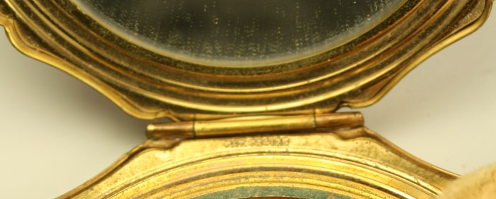 Stratton England Powder Compact