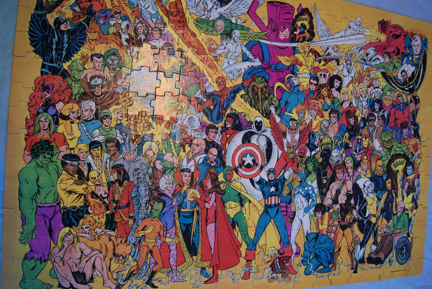 Marvel Super-Heroes Fantasy Jigsaw Puzzle