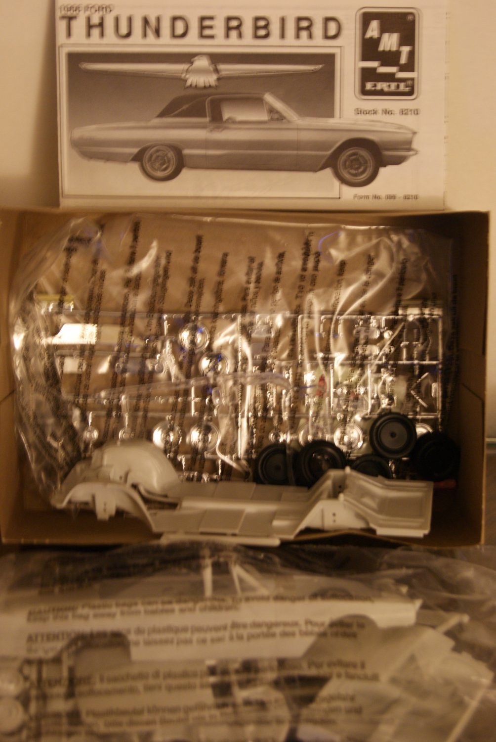 1966 Ford Thunderbird model kit