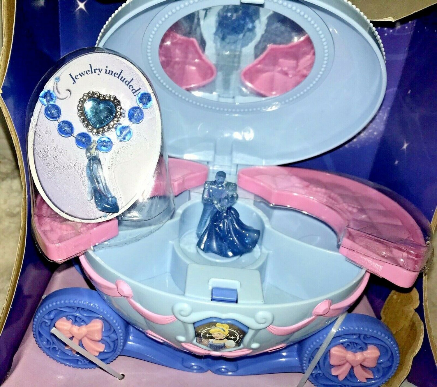 Disney Cinderella Carriage Jewelry Box Dancing Cinderella and Prince
