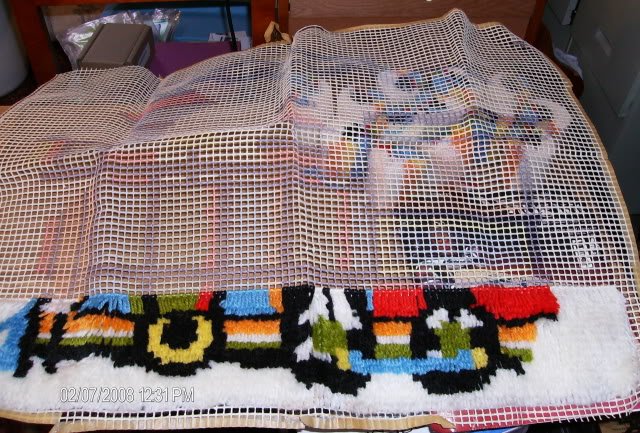 VOGART TRAIN LATCH HOOK KIT - RUG OR WALL HANGING