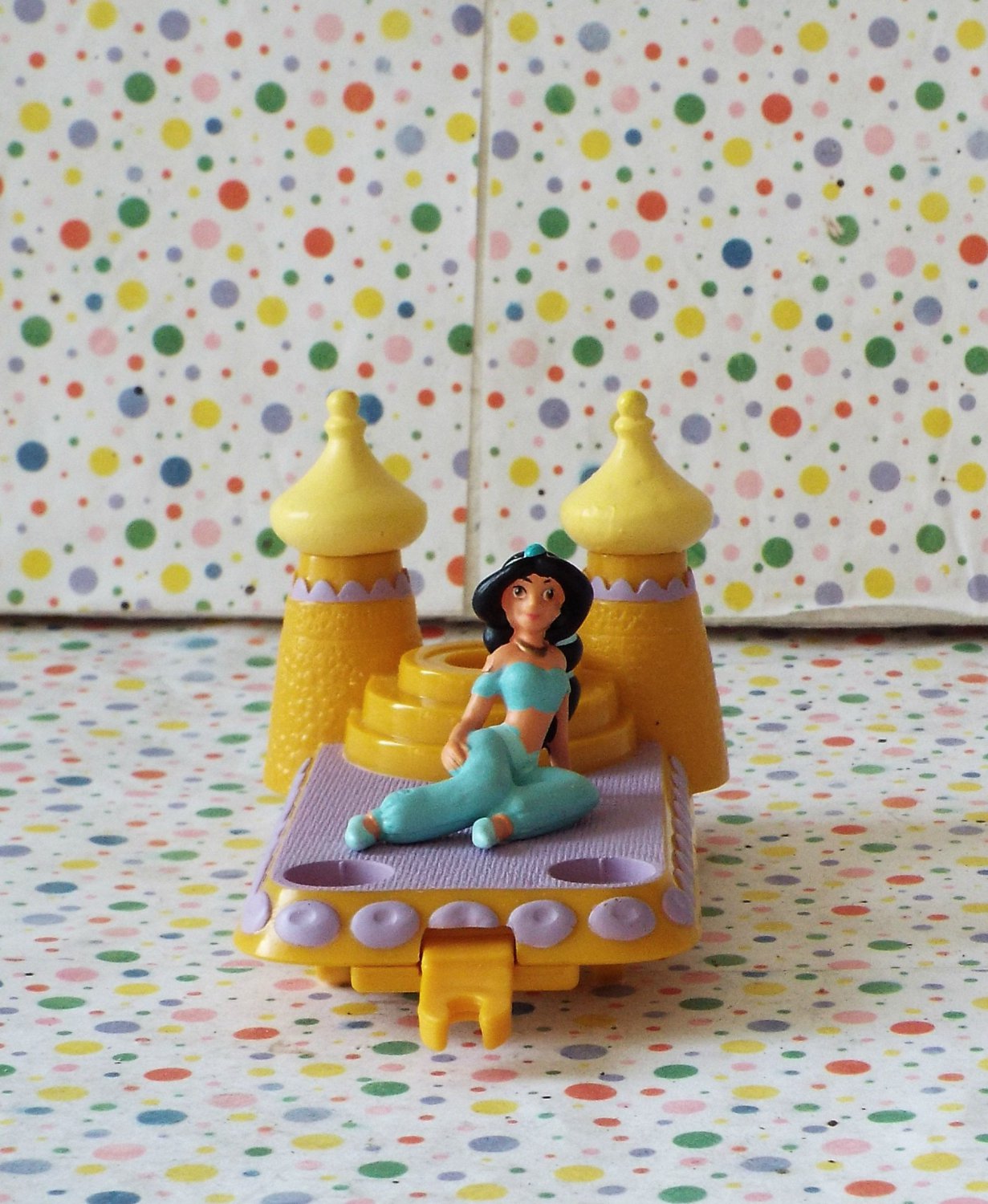 Disney Fantasyland Aladdin Jasmine Float Part