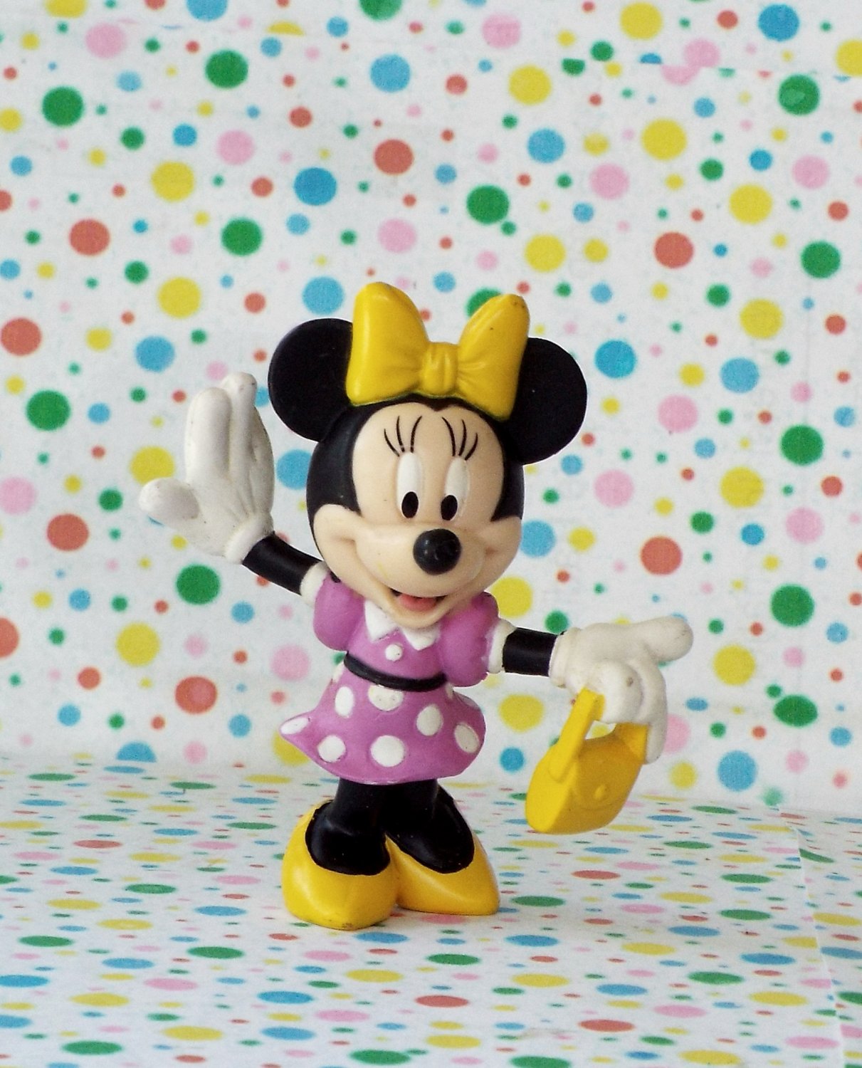 Disney Minnie Mouse Figure