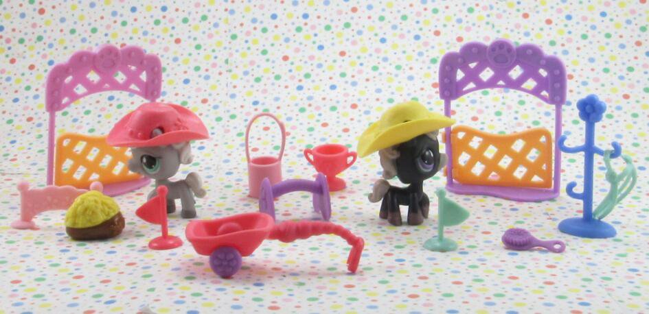 Littlest Pet Shop Raceabout Ranch LPS