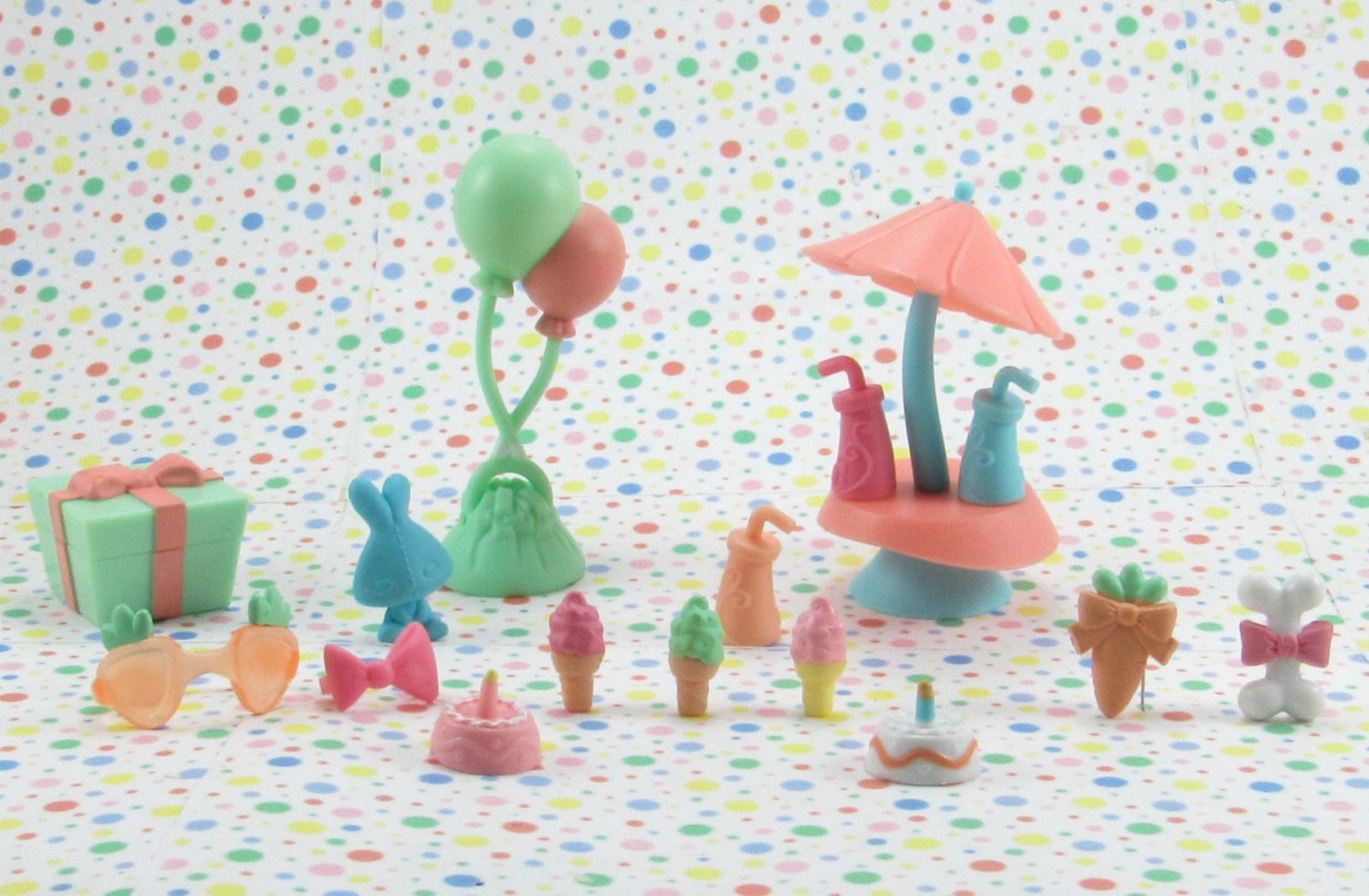 Littlest Pet Shop Balloons and Treats Party Parts Lot LPS