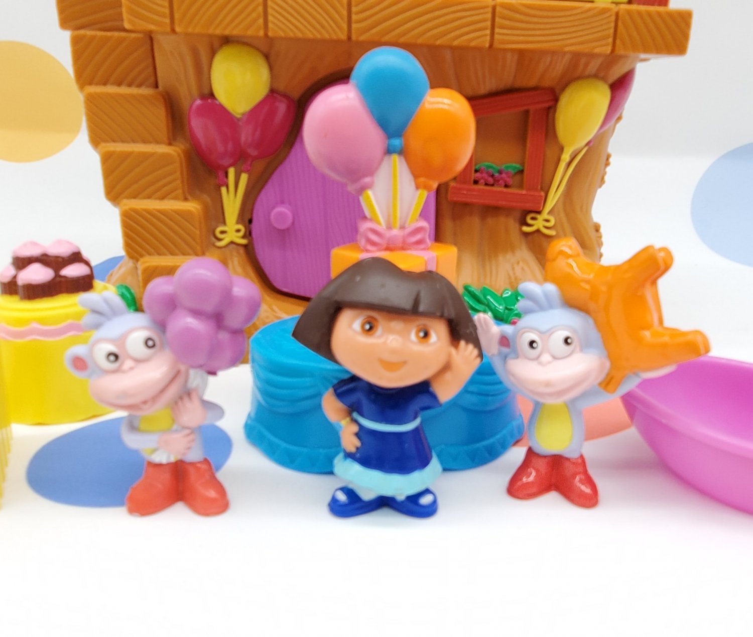 Dora the Explorer Let's Go Adventure Tree House