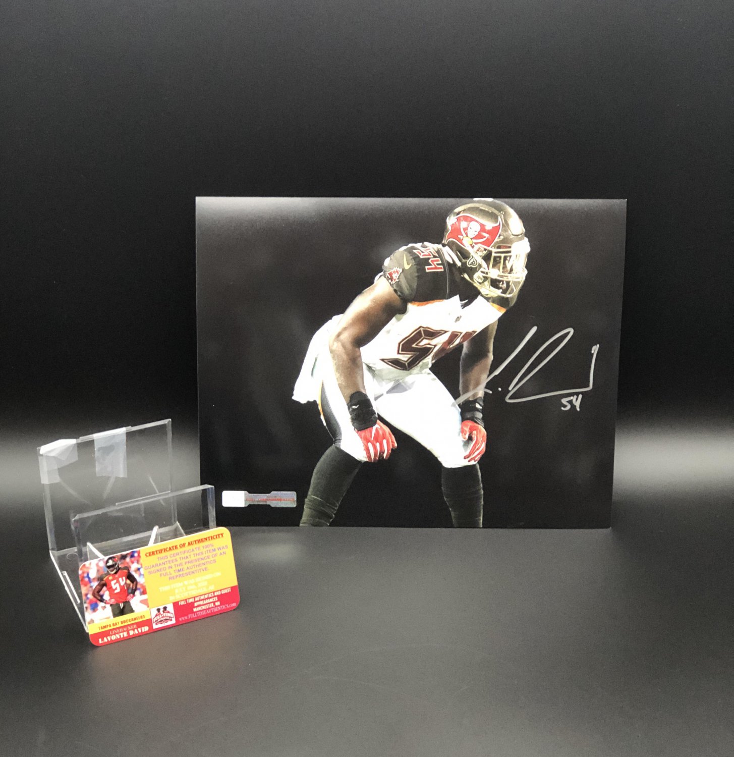 Lavonte David Tampa Bay Buccaneers Autographed 8x10 Photograph